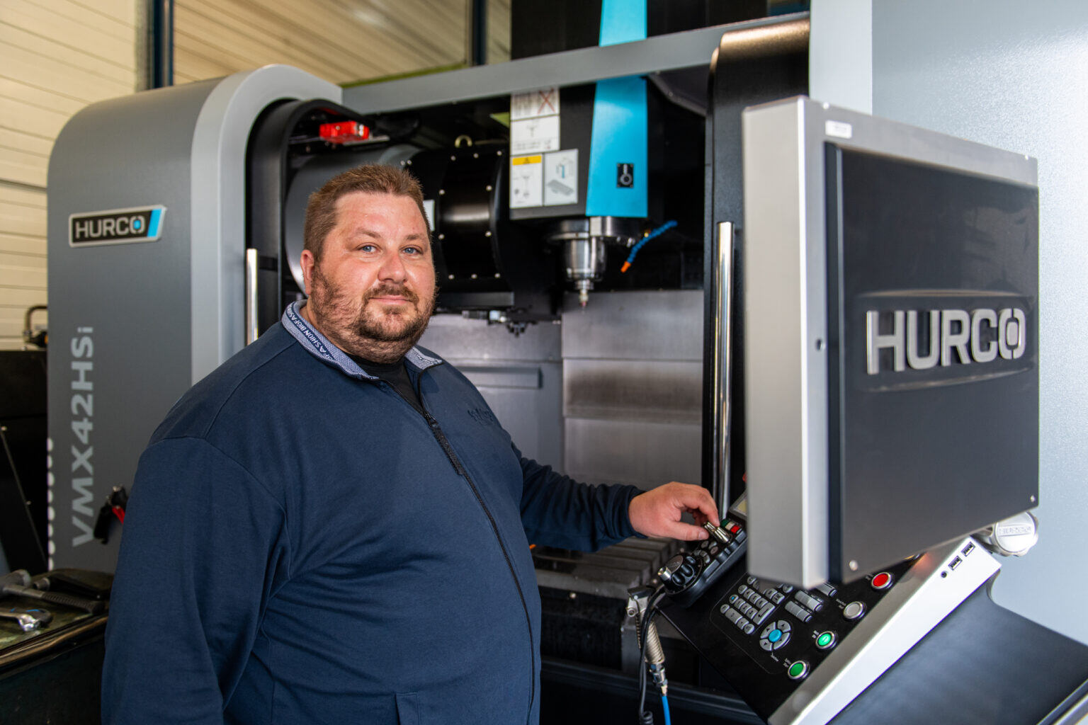 CNC machining centres and turning centers - HURCO